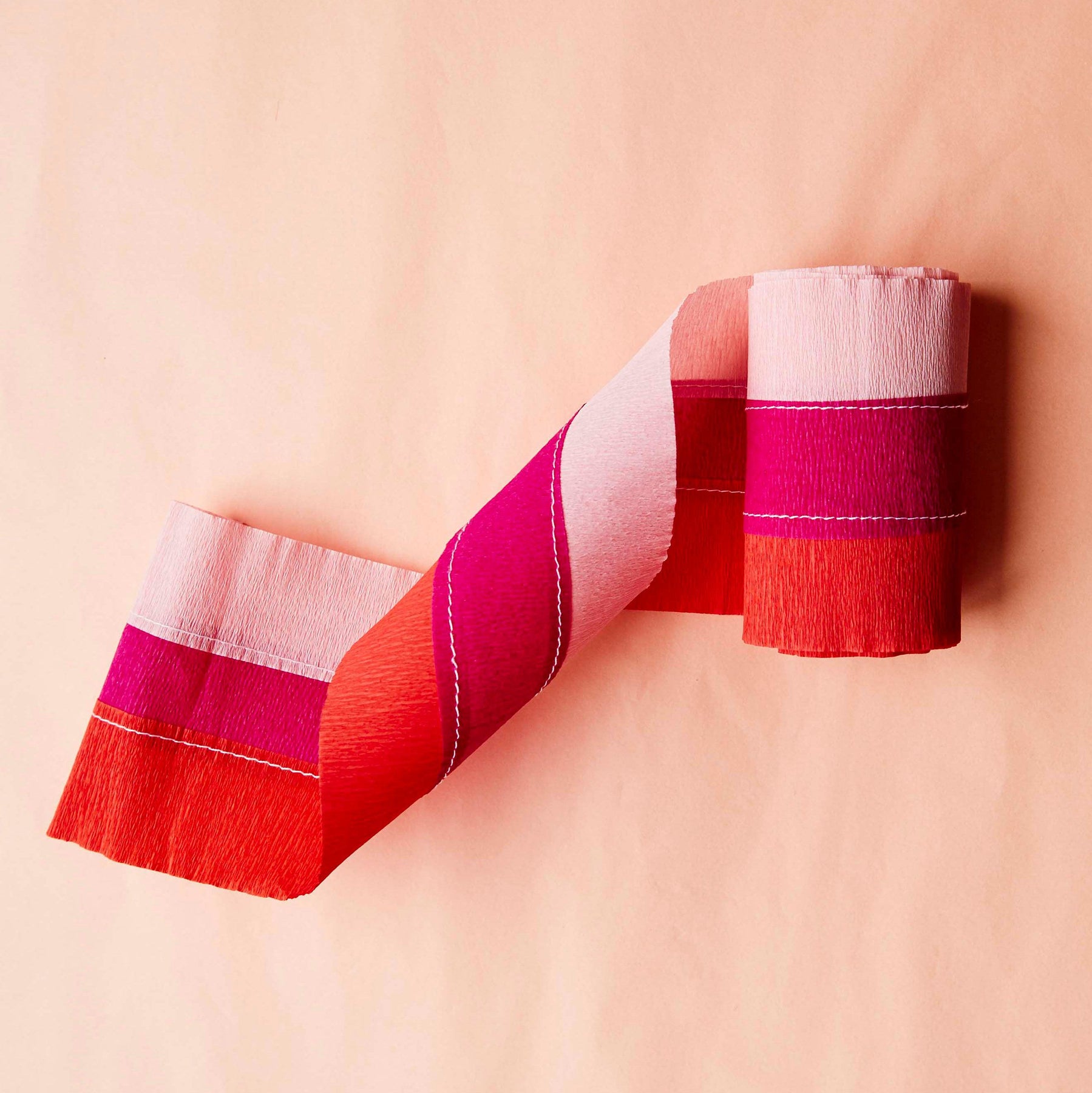 Garlands & Streamers– Scribble and Daub